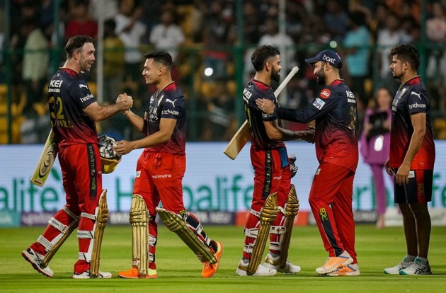 IPL 2023: Virat Kohli- Faf du Plessis power RCB to impressive win over MI | Sports Gallery News ...