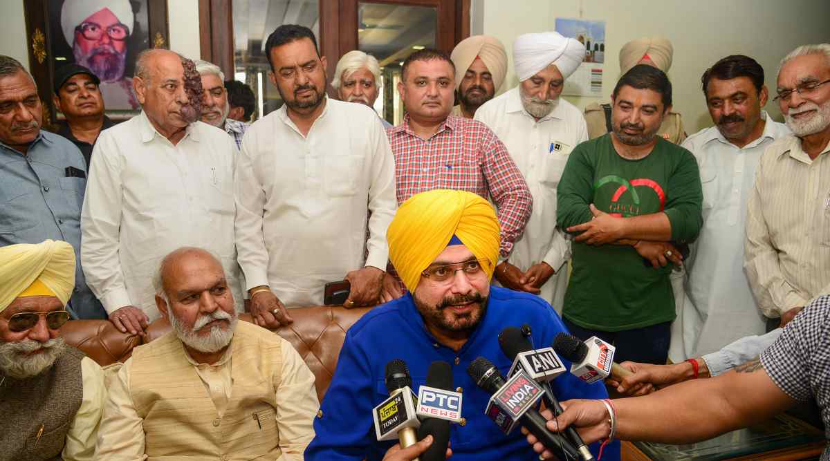 Sidhu meets Mohinder Kay Pee in Jalandhar, says, ‘old-timers are ...