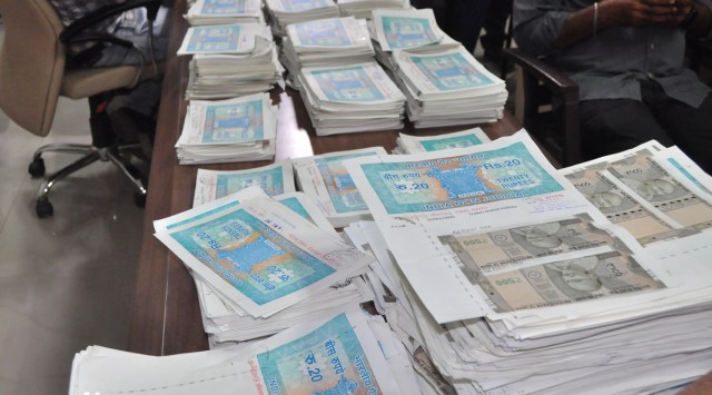 Surat police arrest kingpin of fake currency note racket from Chennai ...
