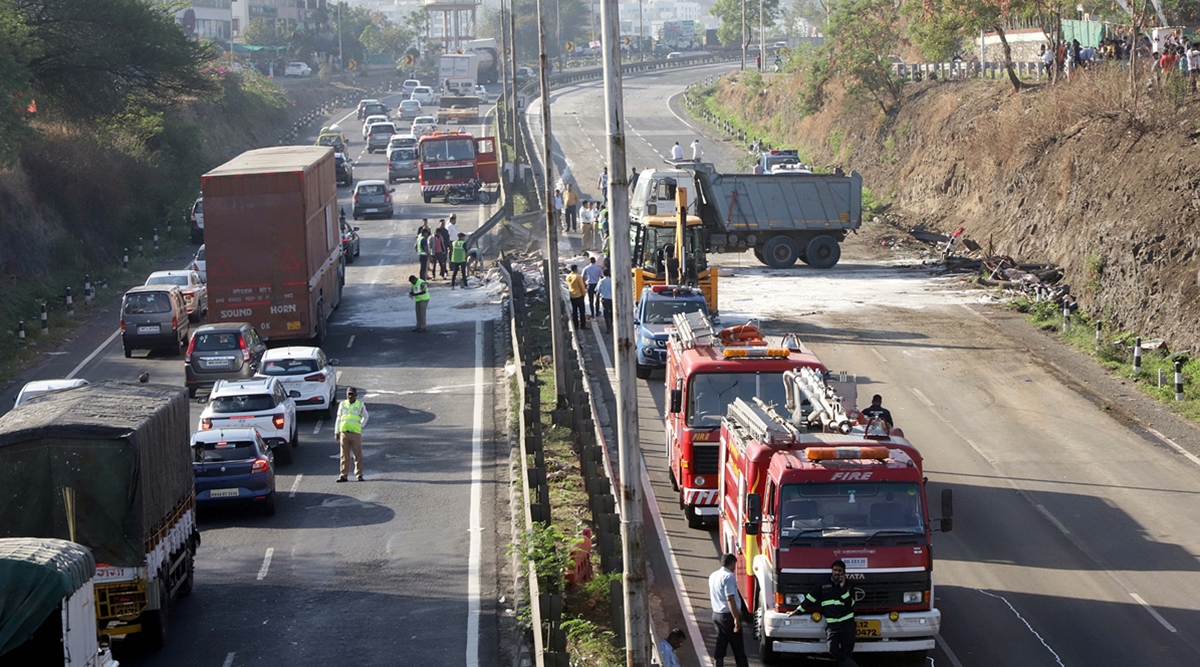 3 accidents in 2 hours: Why this 14-km stretch is a danger zone | Pune ...