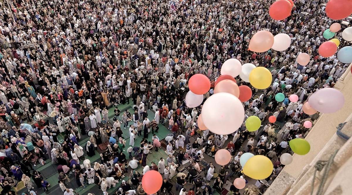Muslims celebrate Eid al-Fitr holiday with feasts, prayers | Life-style ...
