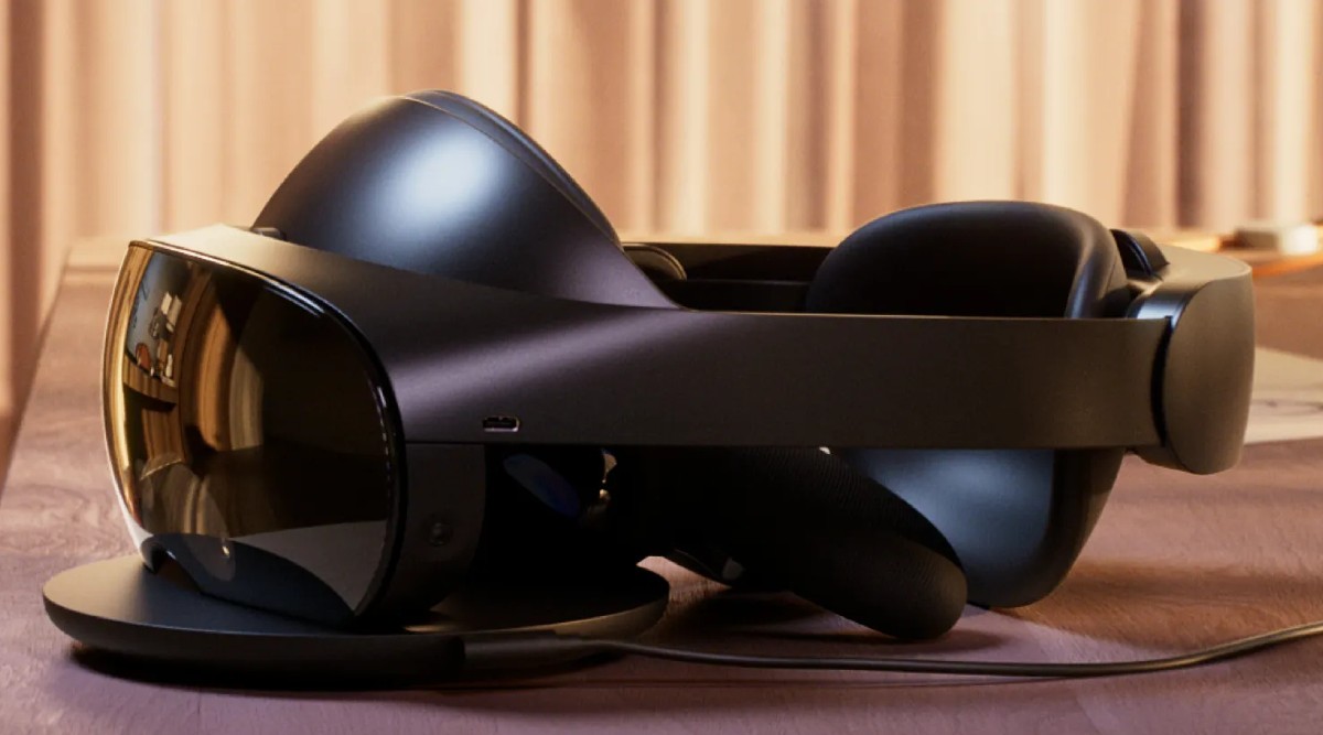 Apple’s $3000 Reality Pro headset could require an external battery ...