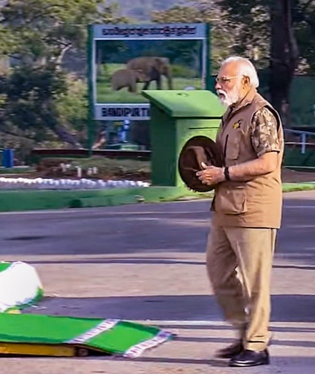 PM Modi goes on jungle safari at Karnataka’s Bandipur Tiger Reserve ...