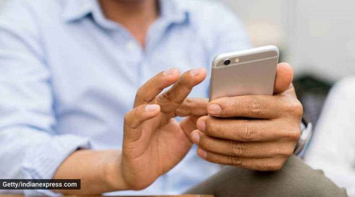 2 arrested for stealing cell phones from Pune bus passengers | Pune ...