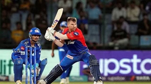 Watch: David Warner turns right-hander while facing free-hit in the MI ...