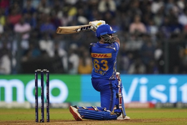 IPL 2023: Mumbai Indians defeat Gujarat Titans by 27 runs | Sports ...