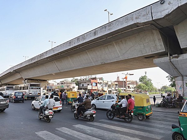 Builder of Gujarat bridge that faces demolition has 6 ongoing projects ...