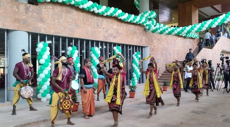 Odisha Assembly bypoll: BJD wins big in Jharsuguda, increases victory ...