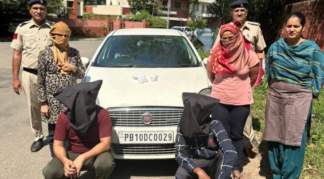 4 ‘addicts’ nabbed for snatching gold chain of woman | Chandigarh News ...