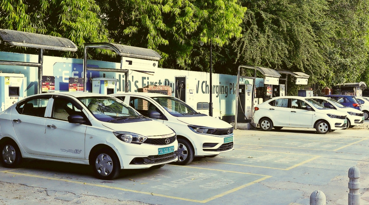 In 5 years, Delhi govt eyes complete shift to EV | Delhi News - The ...