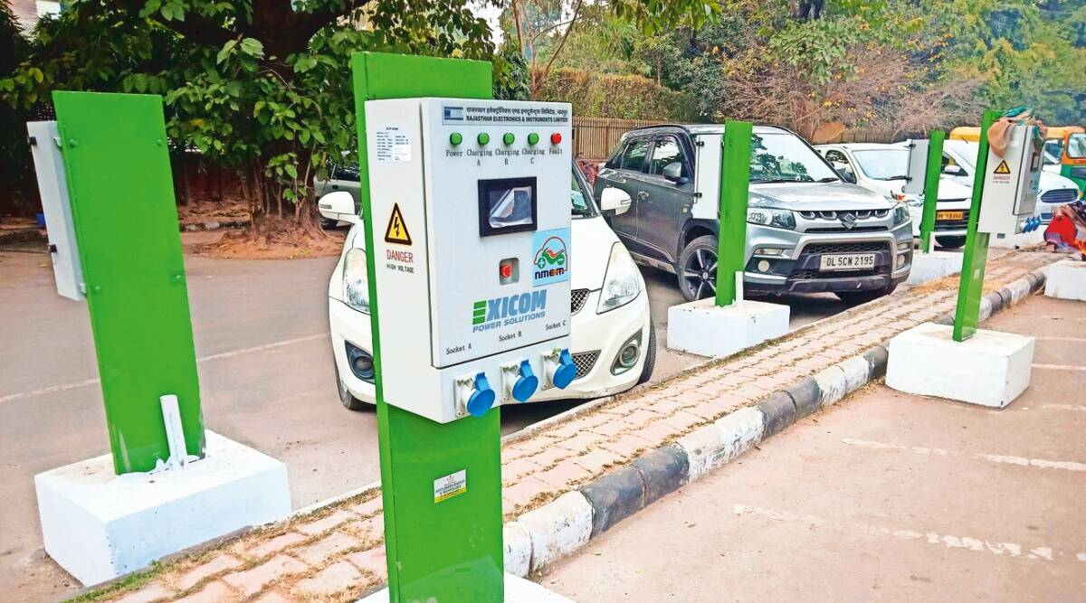 15 EV charging stations operational, more to be set up in Pune, Pimpri Chinchwad | Pune News ...