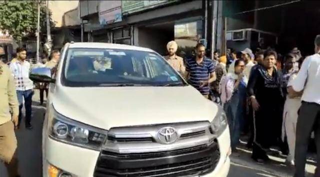 Arrest of journalist: Punjab Governor Banwarilal Purohit dials CM ... Arrest of journalist: Punjab Governor Banwarilal Purohit dials CM ...