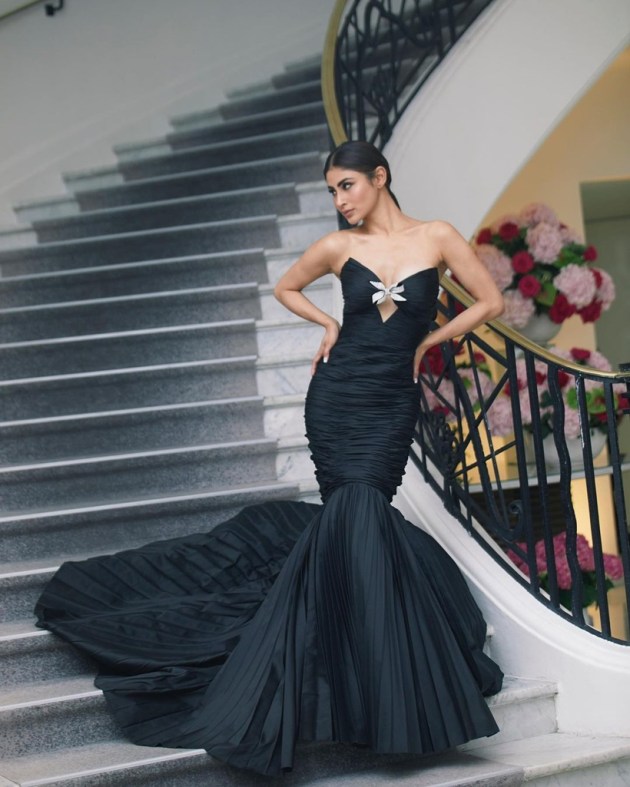 Mouni Roy’s dream debut on Cannes red carpet | Entertainment Gallery ...