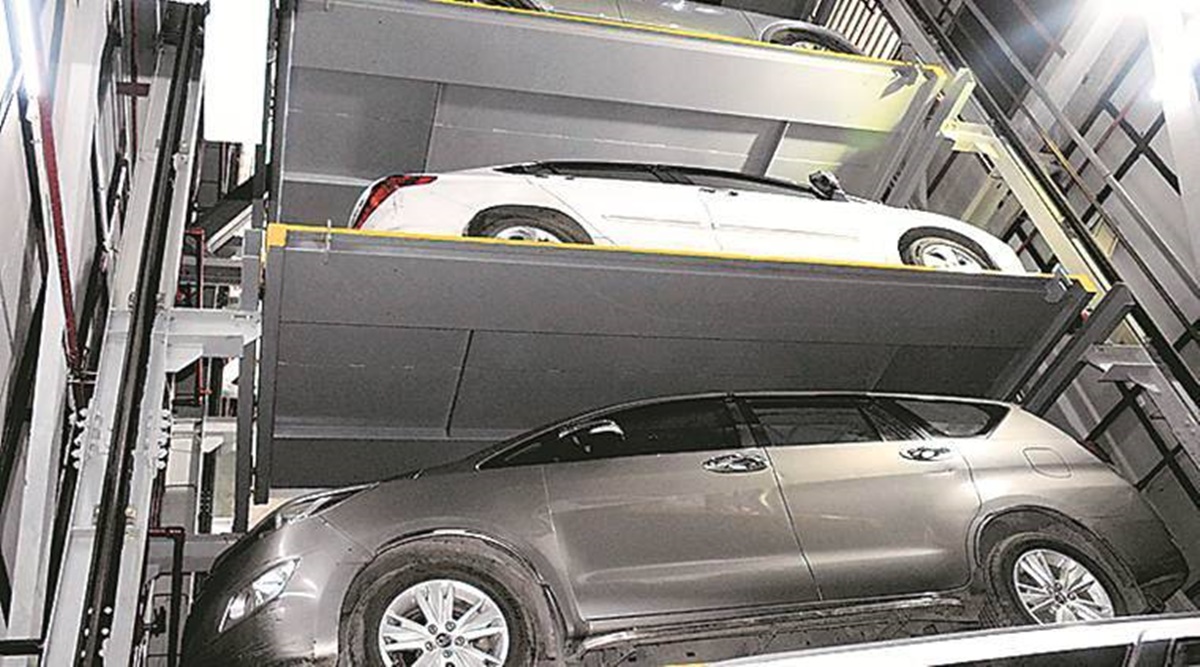 Man dies after hydraulic car lift collapses on him in Mumbai, second ...