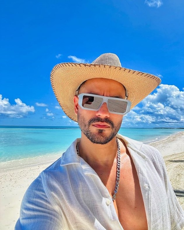 Kunal Kemmu rings in 40th birthday with Soha Ali Khan, daughter Inaaya ...