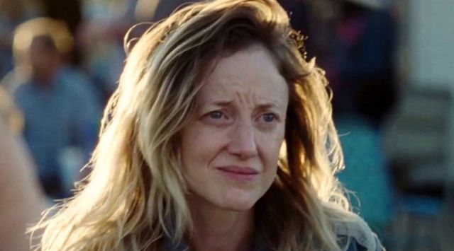 To Leslie movie review: Andrea Riseborough delivers a haunting ...