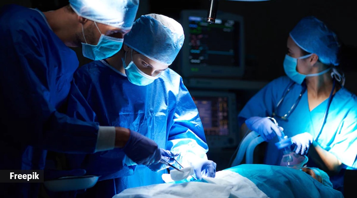 In a first, US doctors perform brain surgery on baby still in womb ...