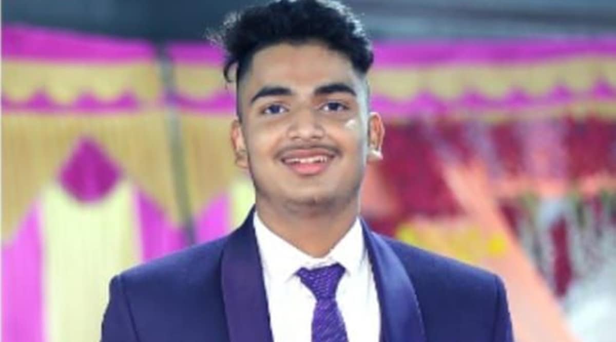 DU student stabbed to death: Two held, had planned killing for a week ...