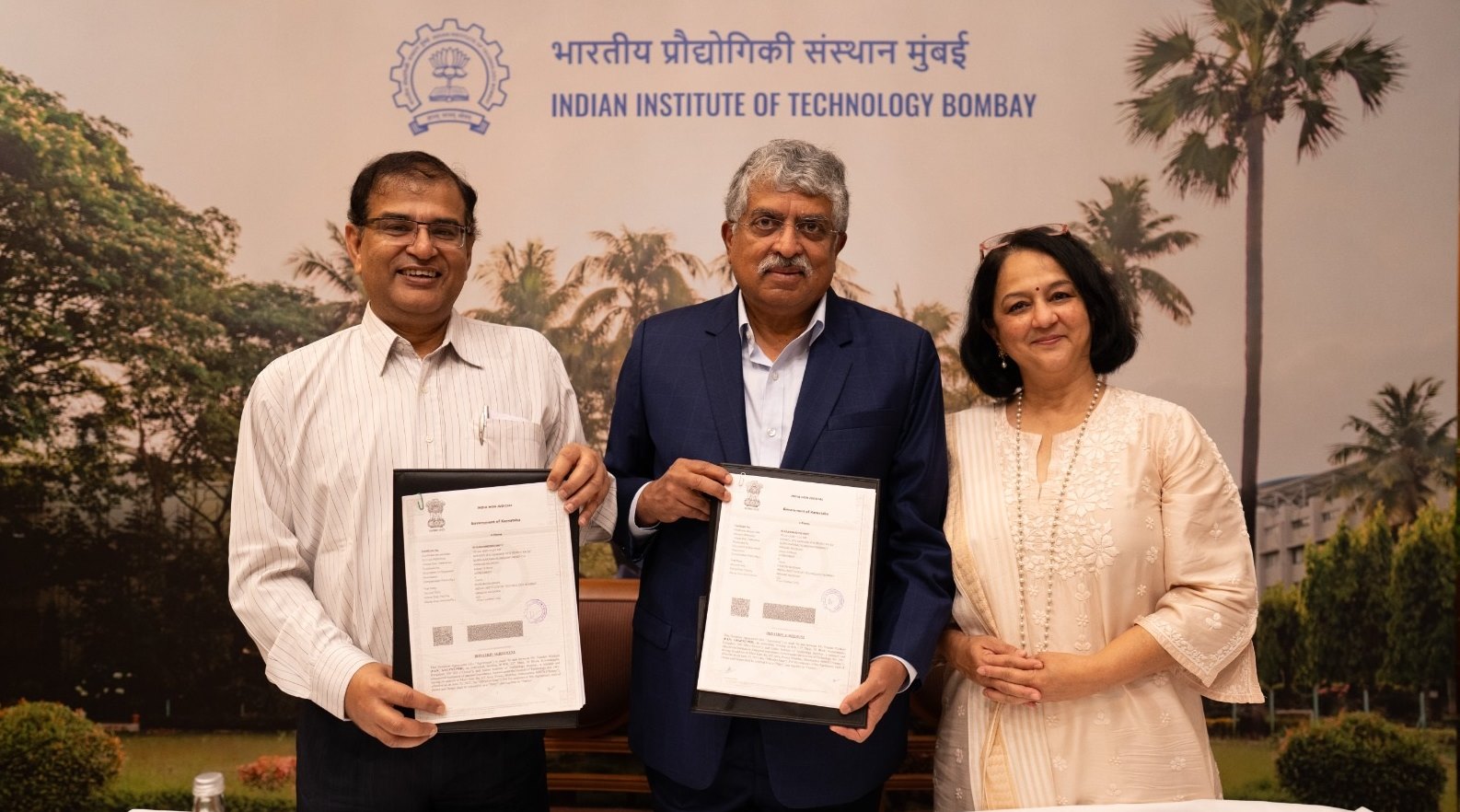 Infosys co-founder Nandan Nilekani donates Rs 315 crore to IIT Bombay ...