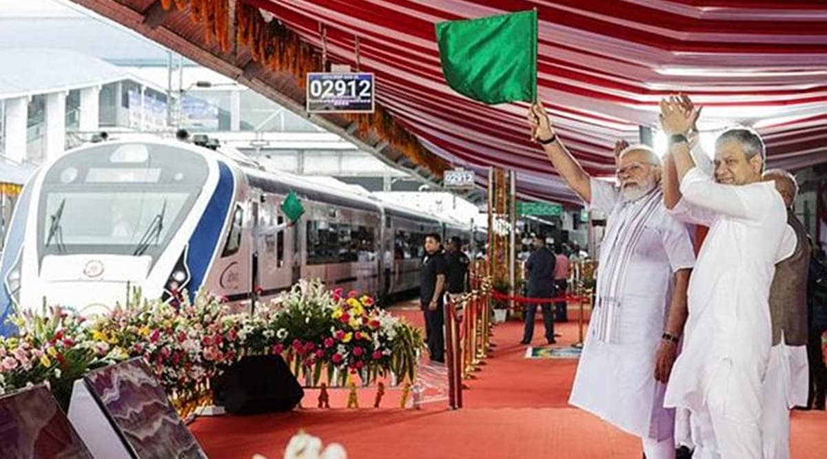 PM Modi flags off 5 Vande Bharat trains in Bhopal | India News News - The Indian Express
