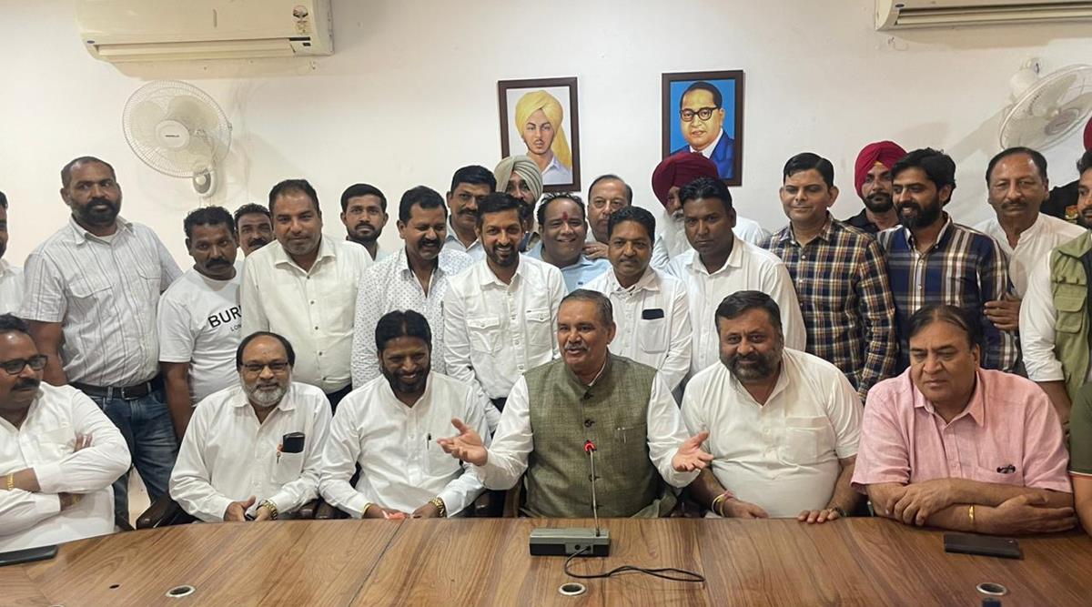 SC panel intervenes for Ludhiana sewage and sanitation workers unpaid ...