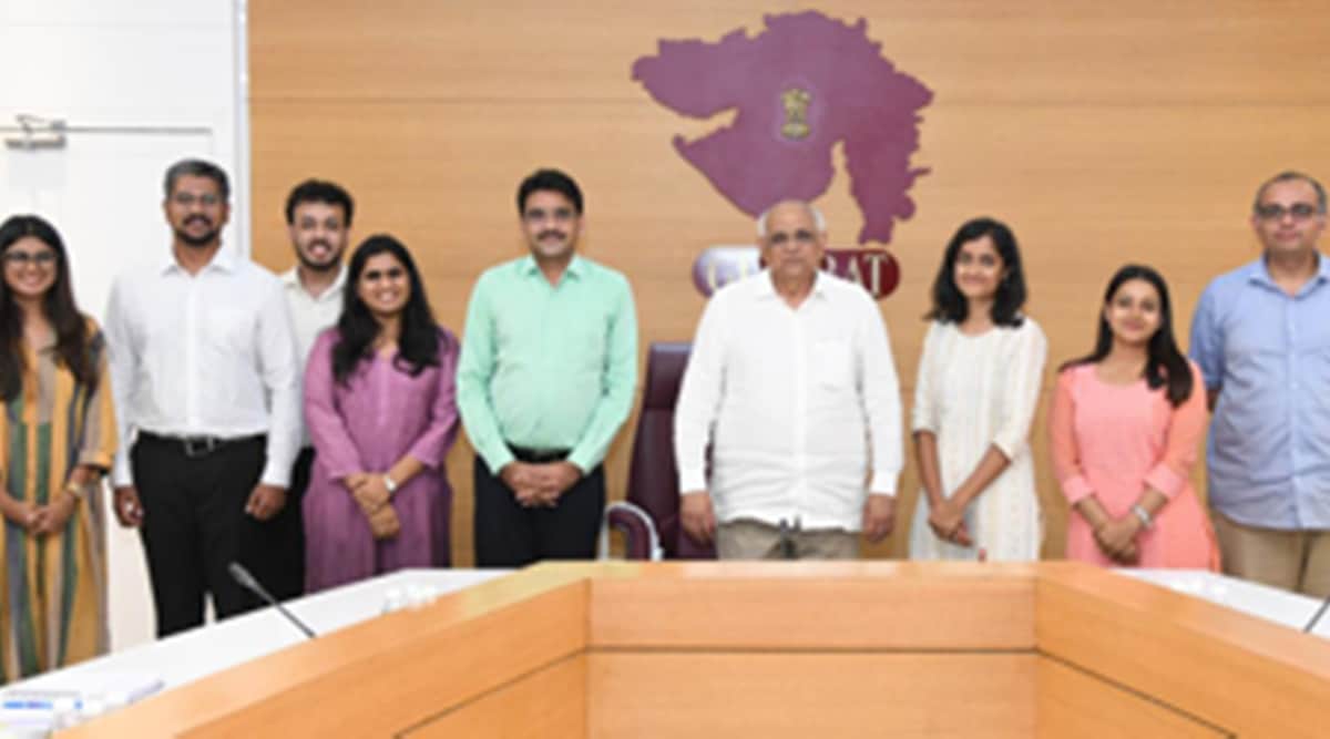 Govt ropes in 5 IIM grads for Garvi Gurjari revamp | Ahmedabad News ...