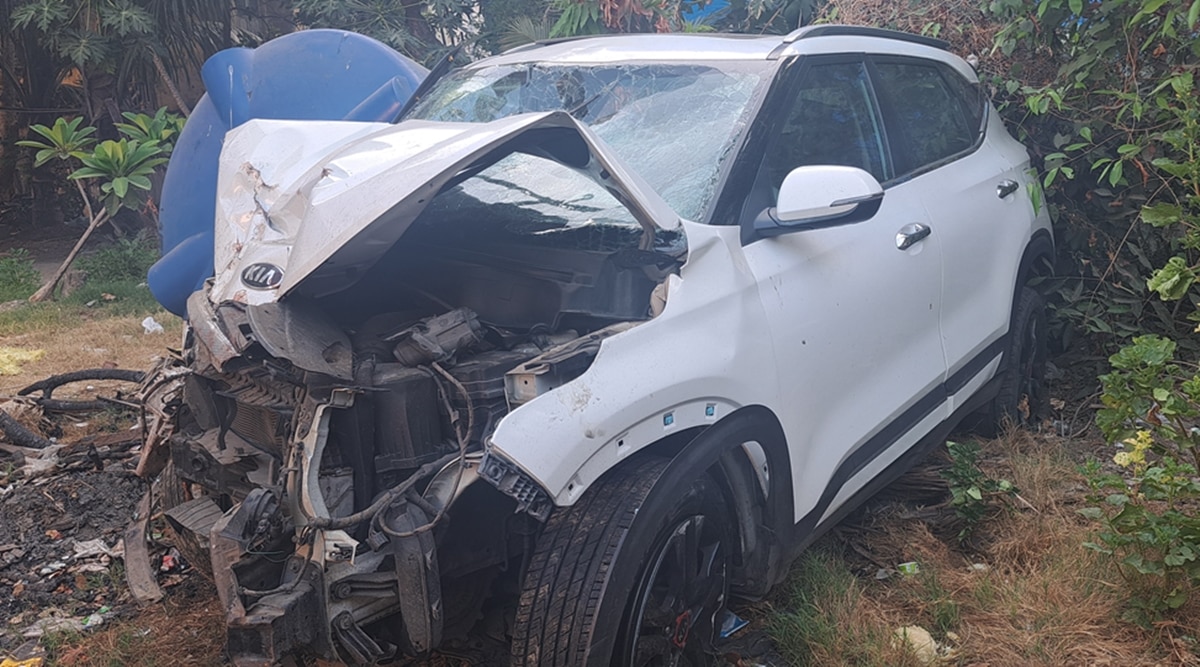 2 die, 2 critical after SUV meets with accident in Dadar | Mumbai News ...