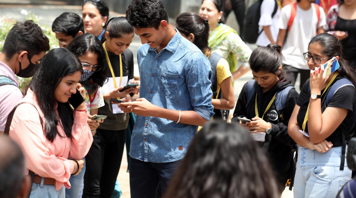 JEE Advanced 2023: Cut-off increases, number of qualified candidates ...