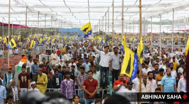 Students to workers, hundreds flock to Ramlila Maidan for AAP’s ‘maha ...