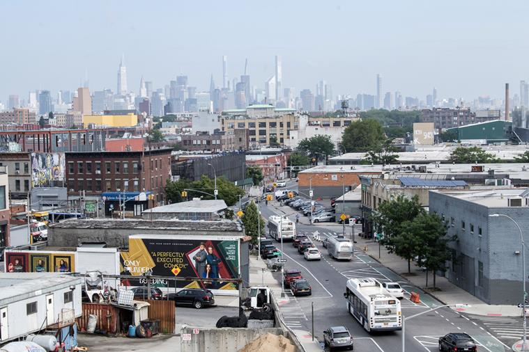 Haze moves through Midwest, as New York City avoids the worst for now ...