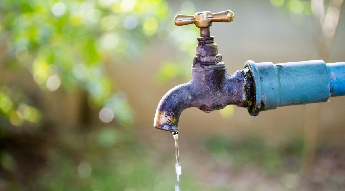 As lake levels dip, Mumbaikars to face 10% water cut from July 1 ...
