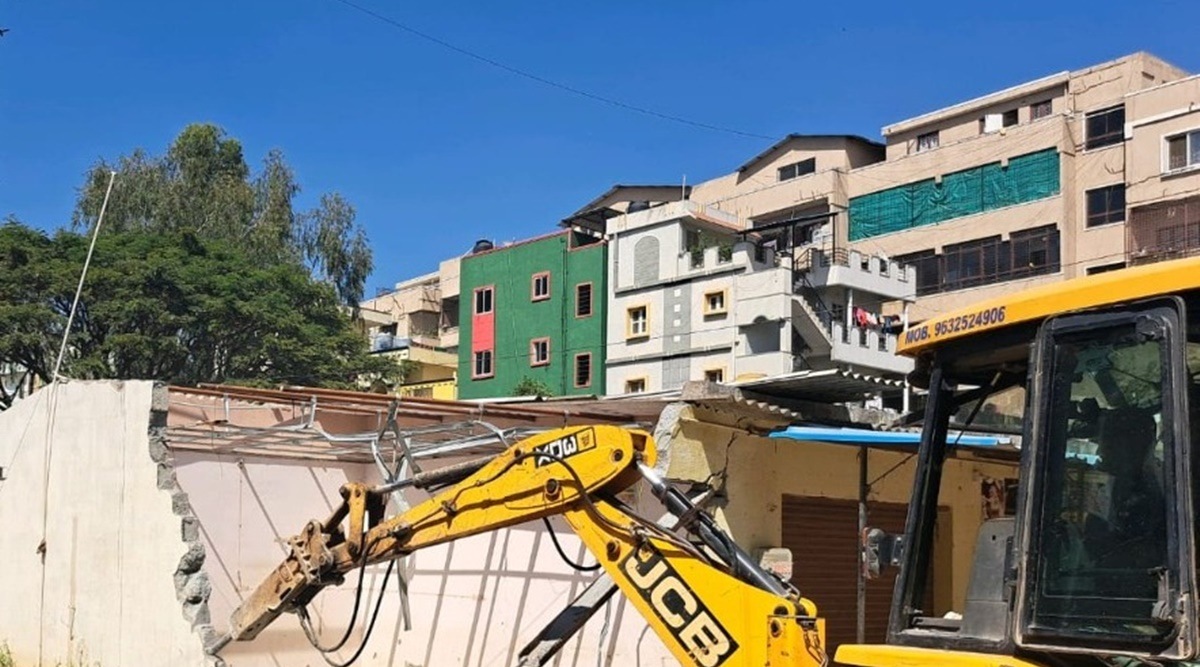 Display building maps approved by Town Planning Dept at under ...