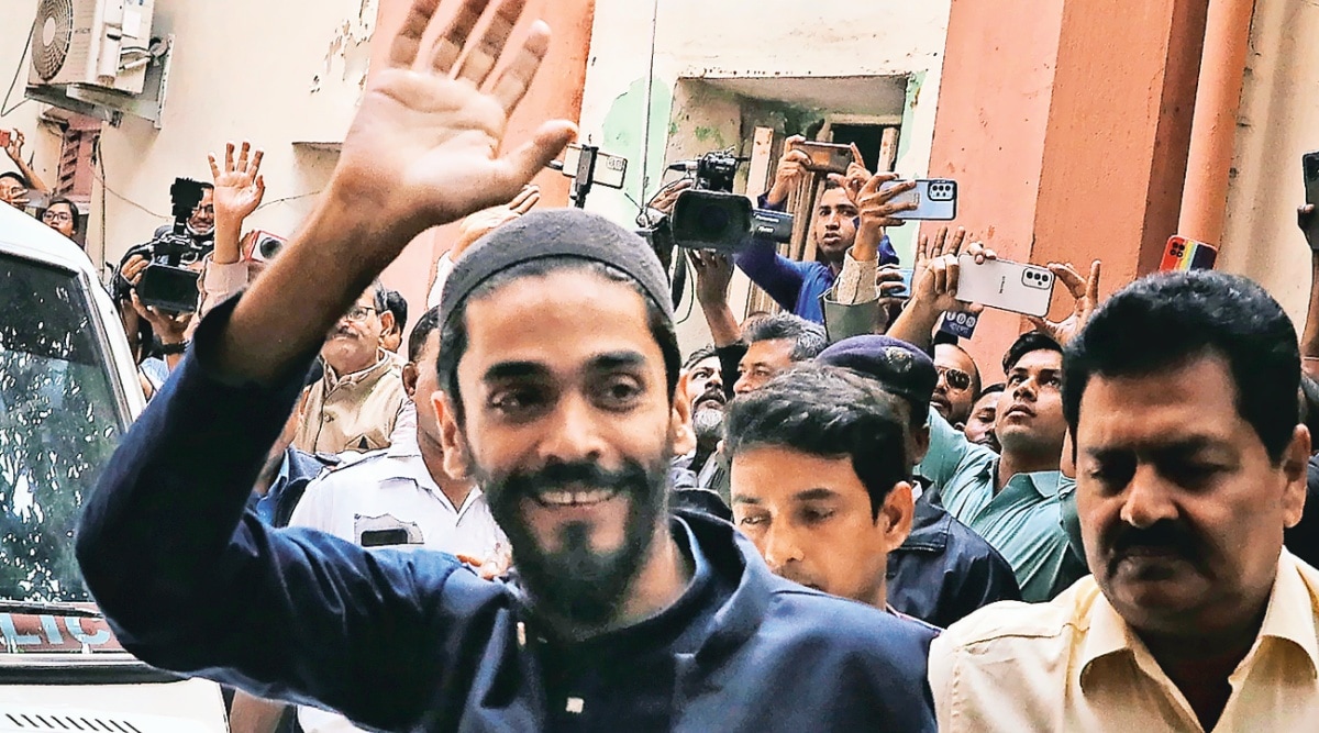 Woman accuses ISF MLA of ‘cheating’, Siddiqui says ‘it’s a conspiracy ...