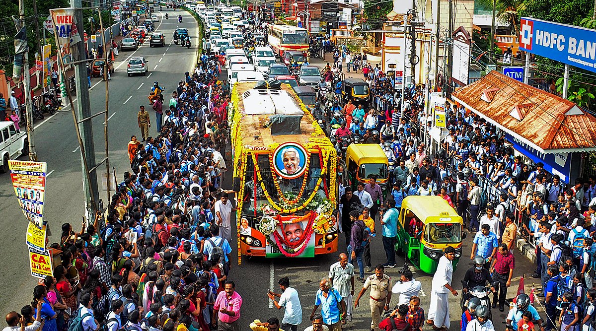 No state honours for former Kerala CM Oommen Chandy as per his last ...