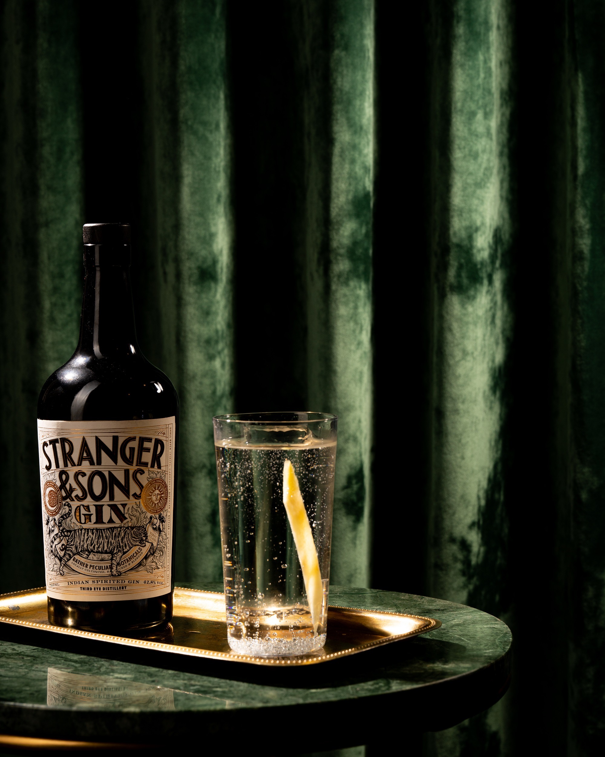 Zodiac Mixology: Discover Your Perfect Cocktail Match