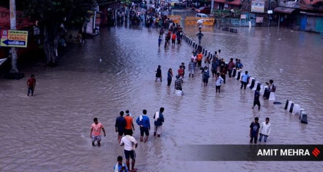Low-lying areas in Delhi flooded as Yamuna flows at all-time high | India News News - The Indian ...