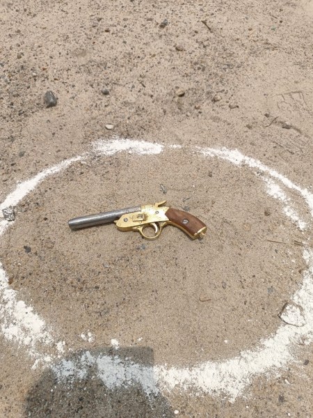 2 accused in Rs 4 lakh robbery case arrested in Noida after a shootout ...