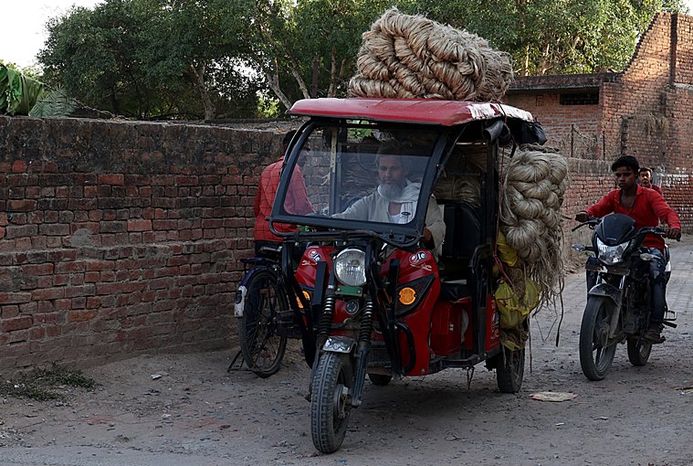 When Bhadohi rolled out the red carpet for new Parliament | India News ...
