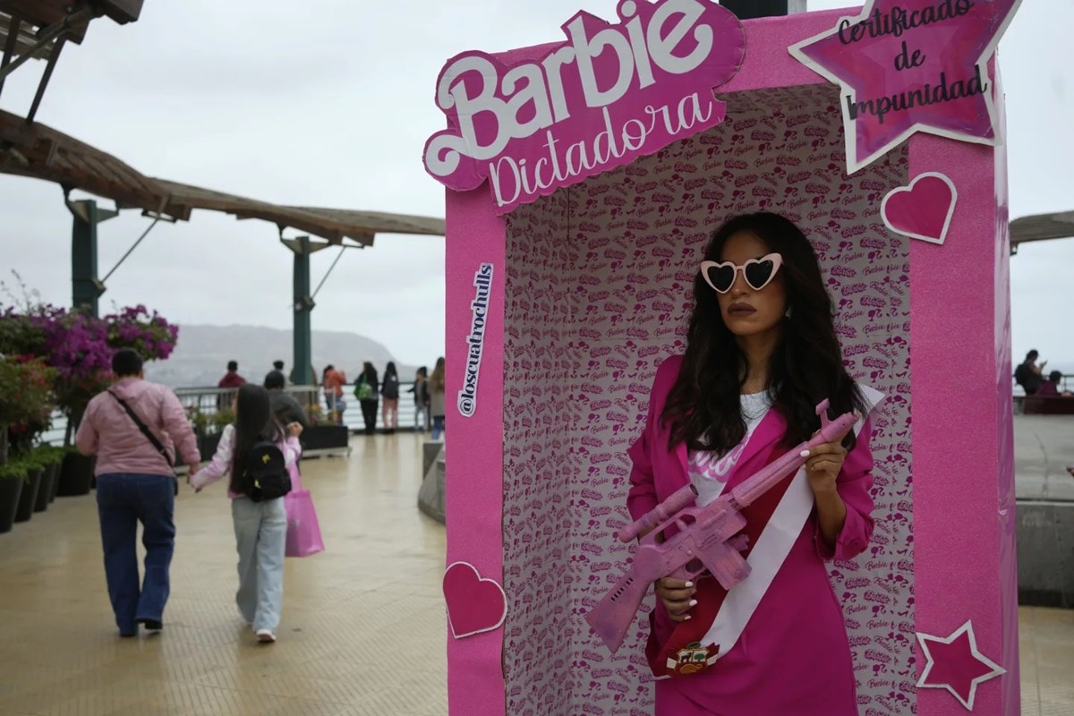 Barbie mania sweeps Latin America, but sometimes takes on a macabre ...