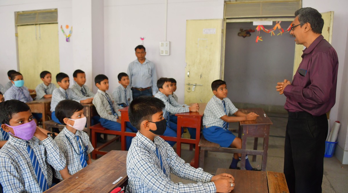 JNV Class 6th Admission 2024: Applications open till August 10, check ...