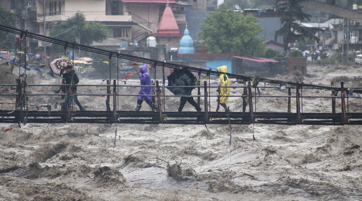 Weather Update: As death toll crosses 20, IMD issues ‘red’ & ‘orange ...