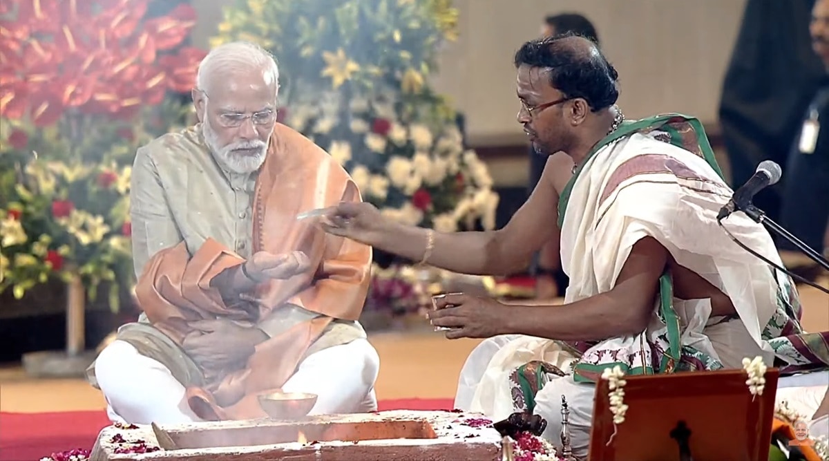 PM Modi performs havan at inauguration of G20 Summit venue of Pragati ...