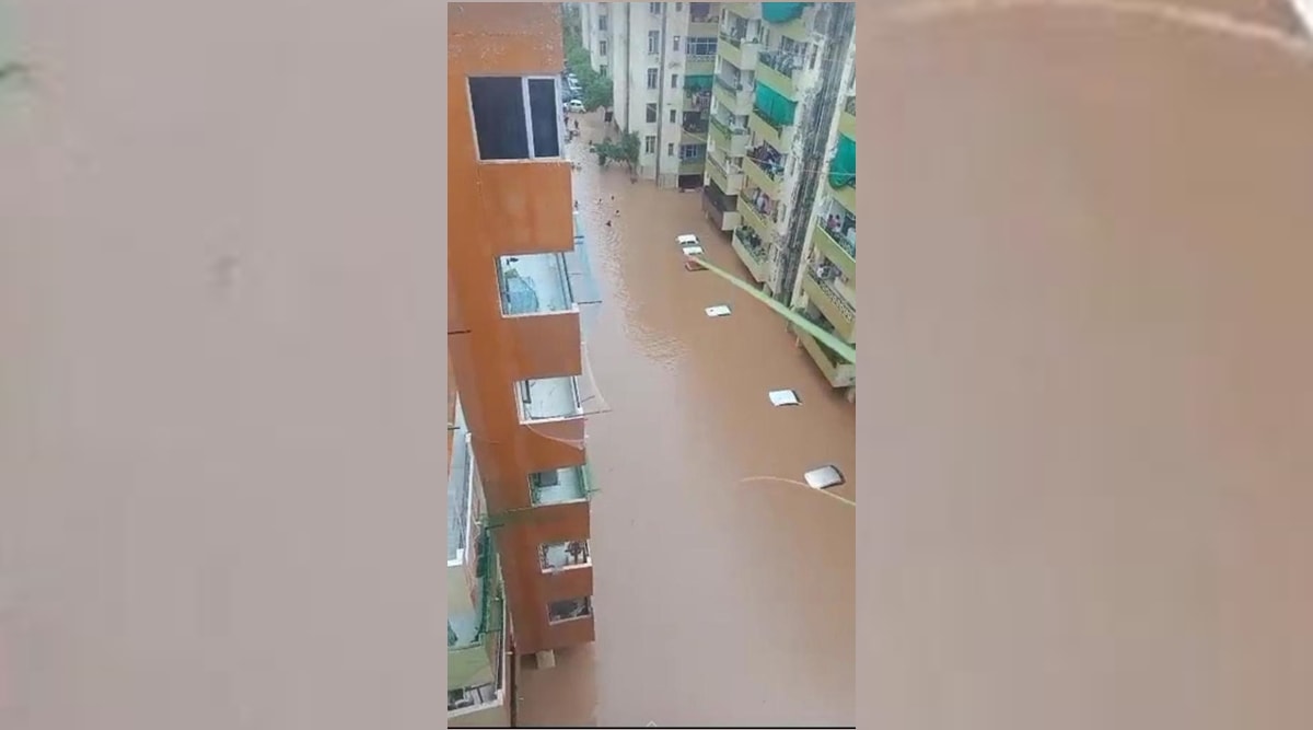 Cars drown, water reaches 1st floor: Residents of Dera Bassi housing ...