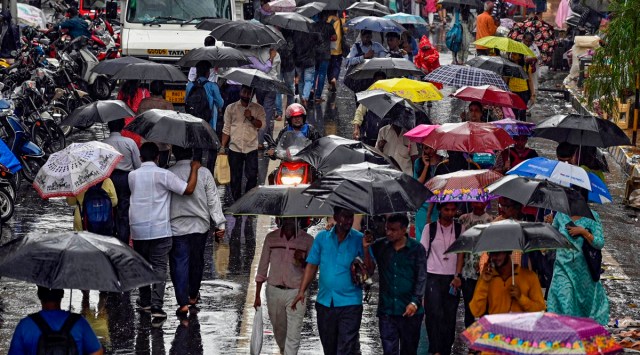 Monday’s light showers: IMD forecasts moderate rainfall this week in city | Mumbai News - The ...