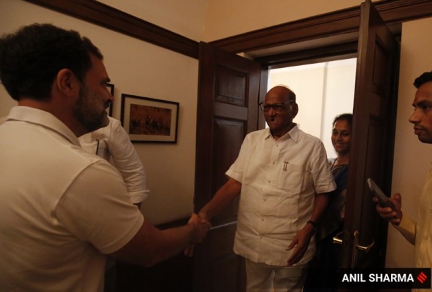 Amid NCP crisis, Rahul Gandhi meets Sharad Pawar to extend support ... Amid NCP crisis, Rahul Gandhi meets Sharad Pawar to extend support ...