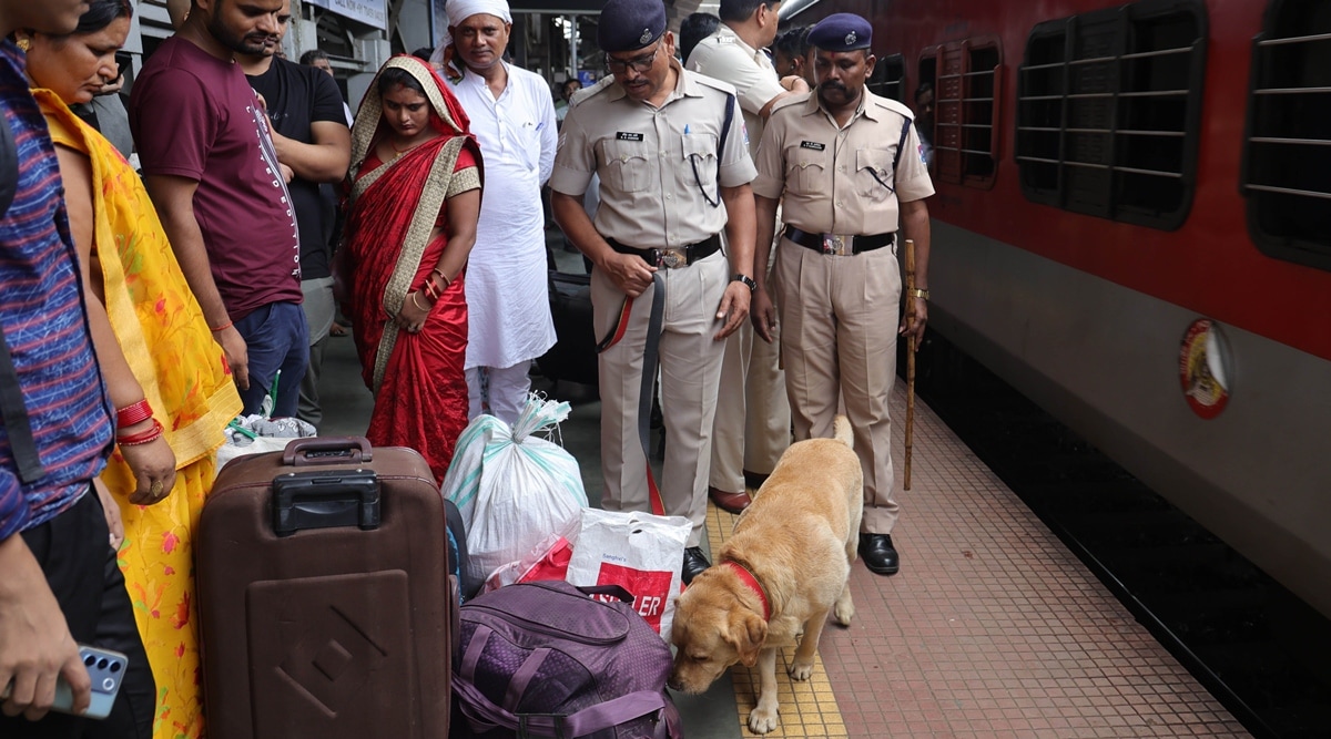 25-yr-old man held for hoax call about bomb blasts in local trains ...