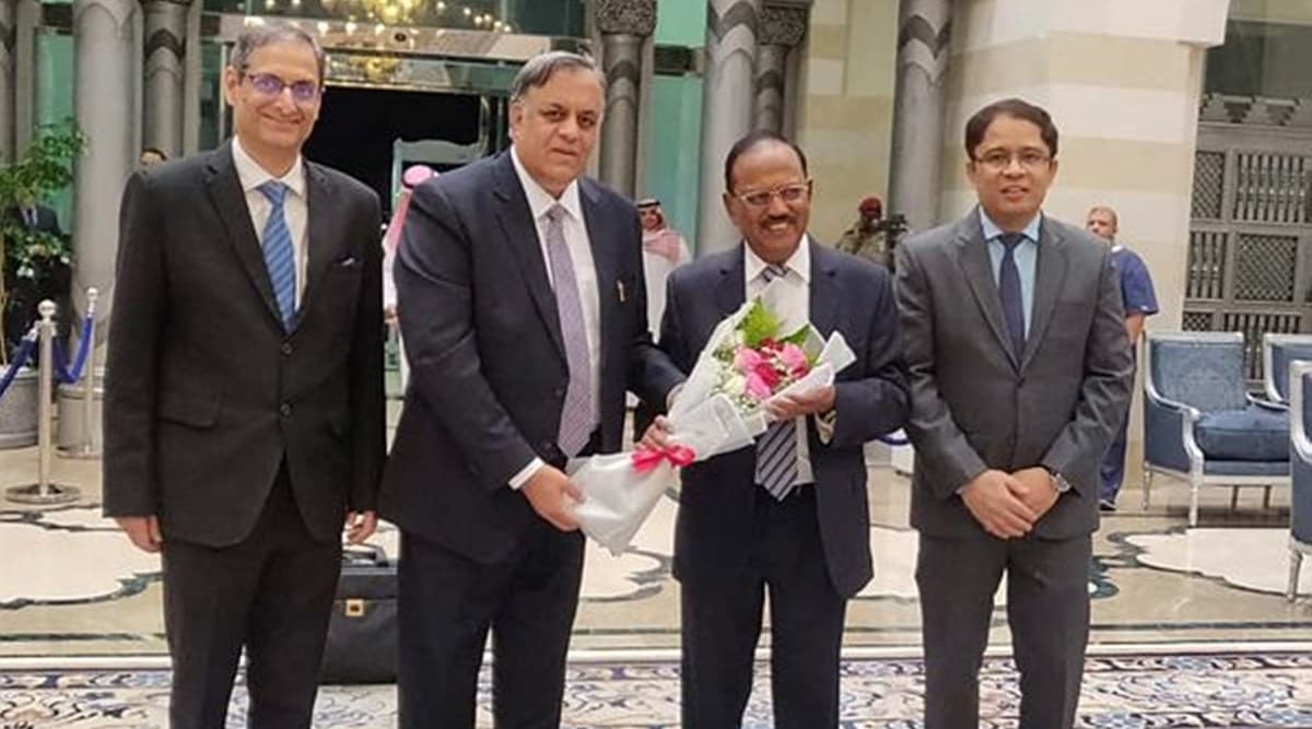 Doval in Jeddah: Efforts must to resolve Russia-Ukraine conflict ...