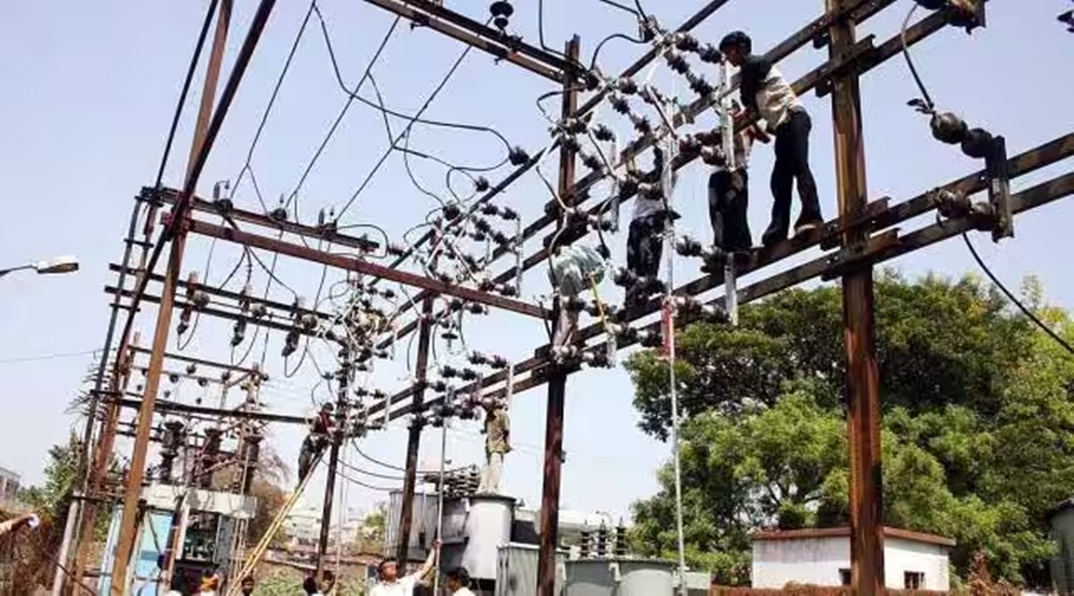 Bengaluru pedestrian injured as hanging cables entangled with passing ...