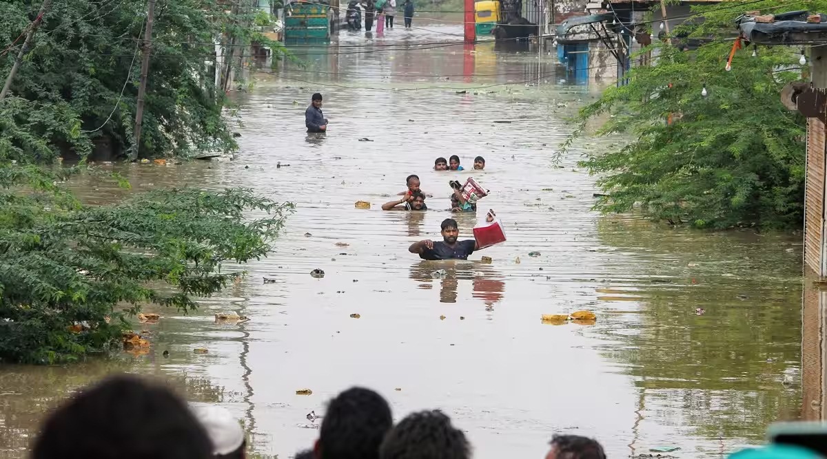 Haryana announces Rs 15,000 per acre compensation for flood-damaged ...