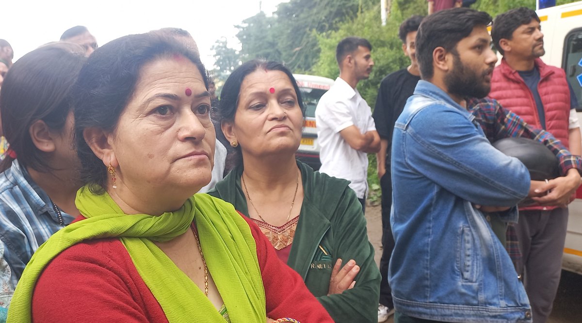 Shimla landslides: With horror in their eyes, locals who barely escaped ...